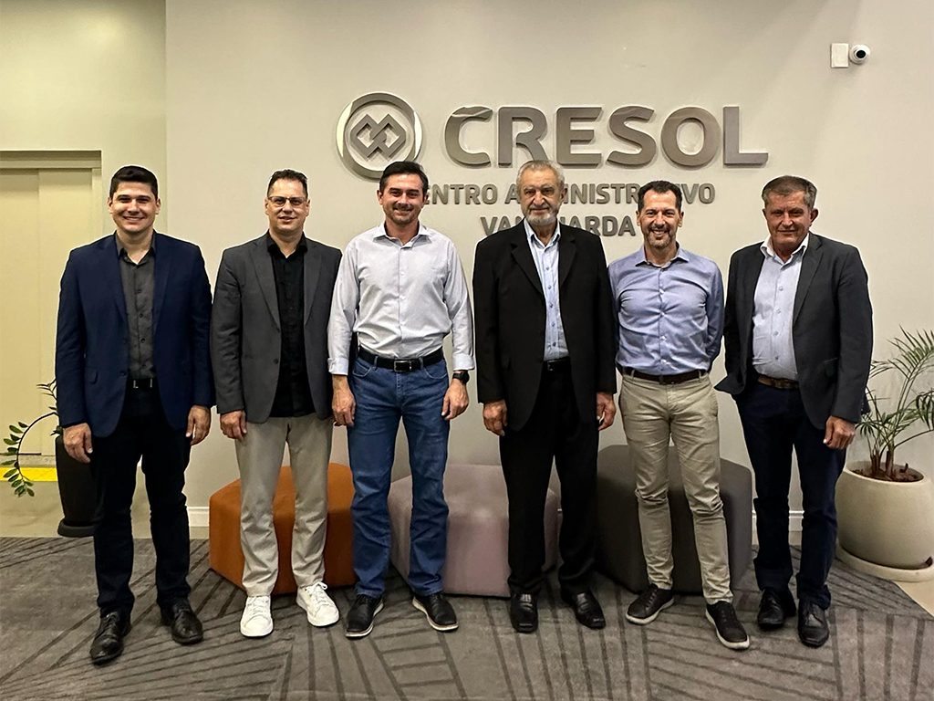 Cresol Vanguarda recebe visita de representantes do Sistema Ocesc - Cresol